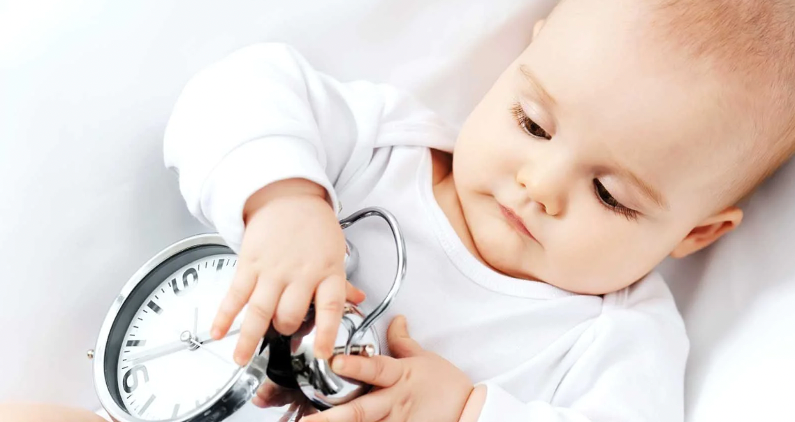 How to adjust your baby when daylight savings is ending – The Sleep Teacher